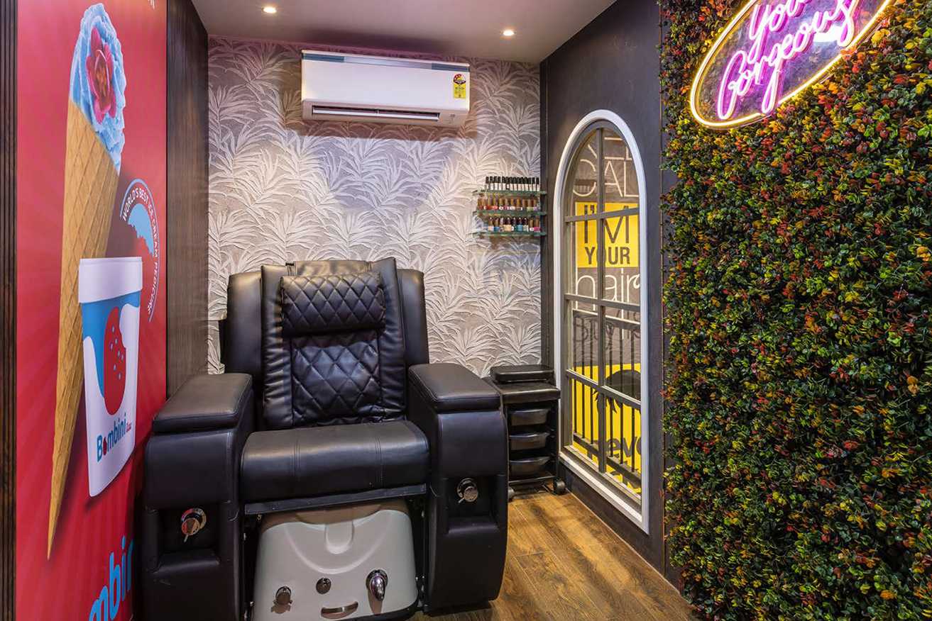 Luxury Salon & Spa in Thane | Estique Salon & Spa